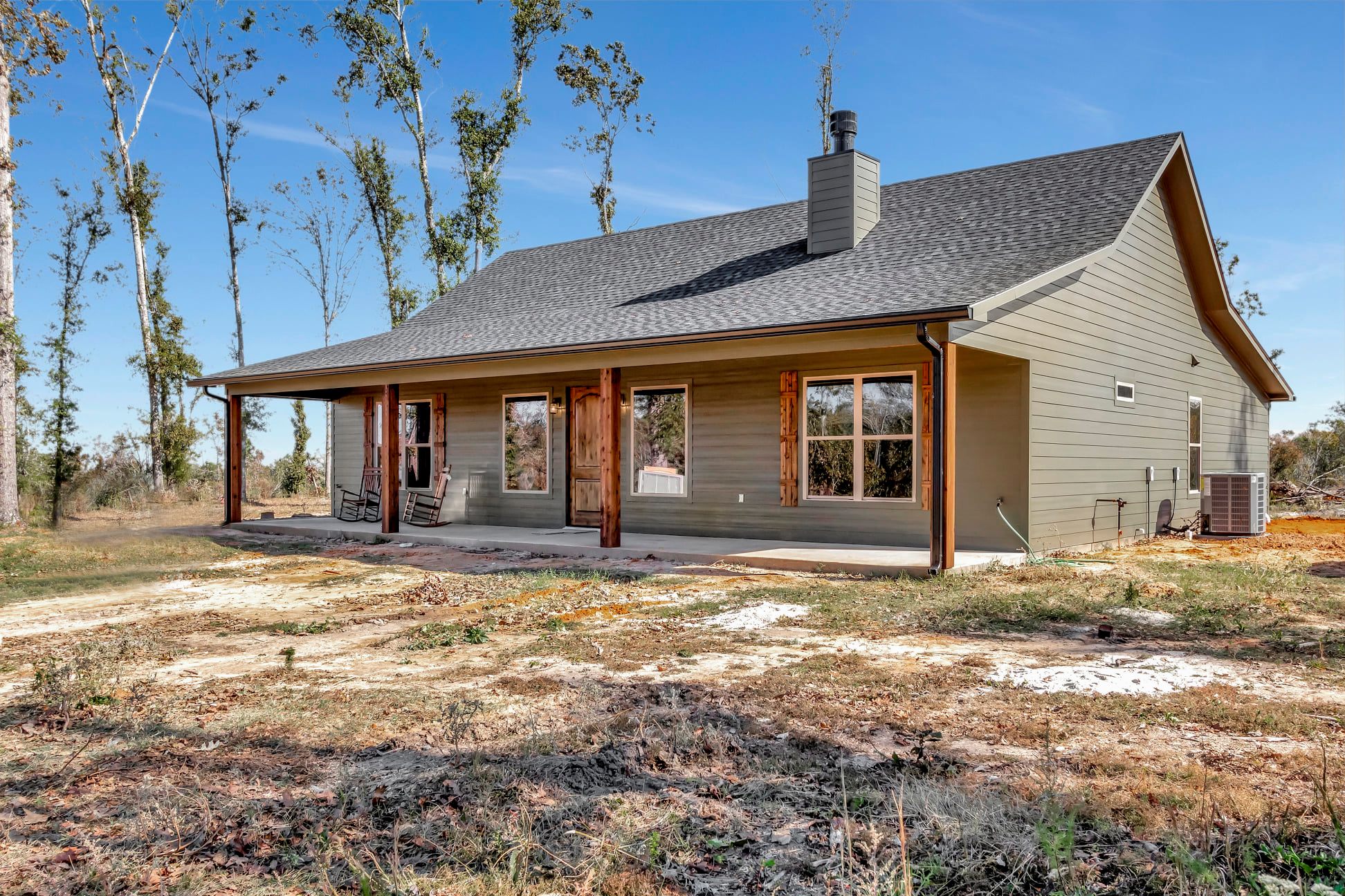 Beautiful Deep Charcoal Gray Barndominium [Urban Style Barndominium]