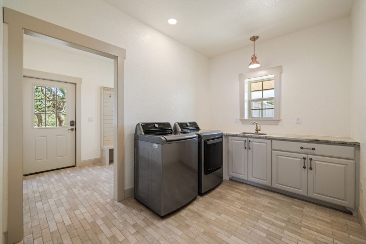 Castilla Casa (Mountain Home, Texas)