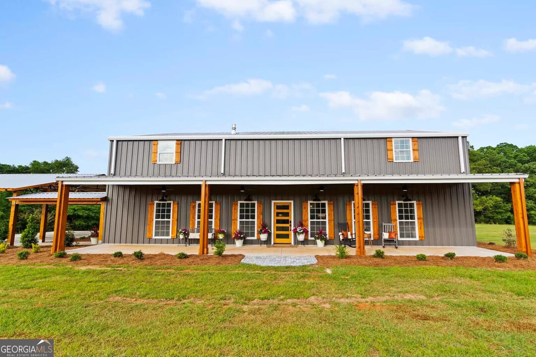 Stunning Georgia Barndominium with Floor Plan by Matt Meeks (Dublin, GA)