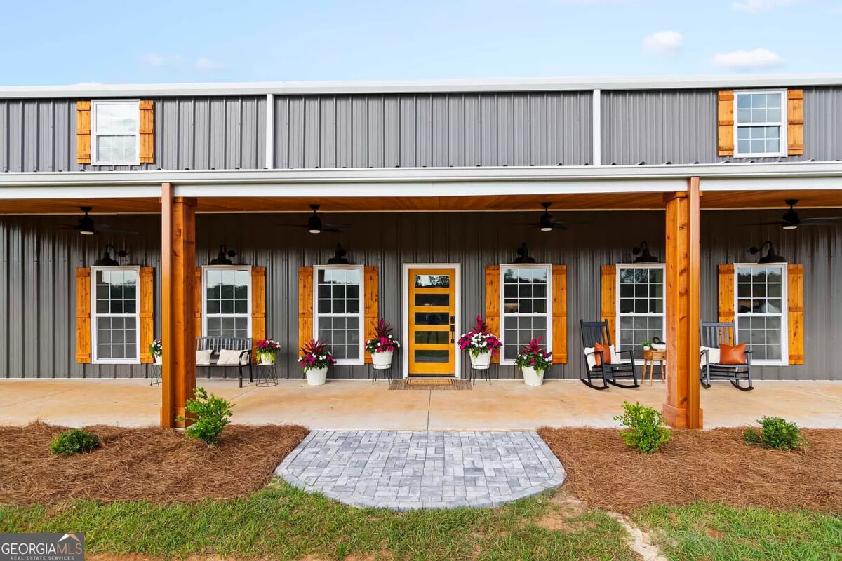 Stunning Georgia Barndominium with Floor Plan by Matt Meeks (Dublin, GA)